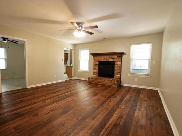 1501 Crawley CIR