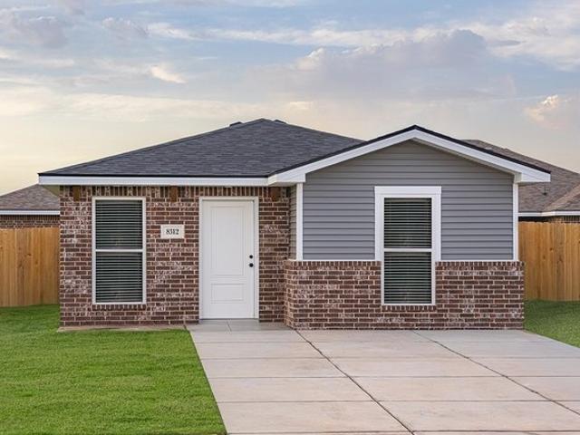 1501 E 21st St, Wolfforth, TX 79382