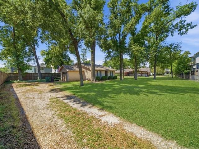 1501 Early Ln, Houston, TX 77055