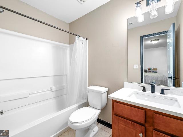 1501 Glen Ivy BLDG 15