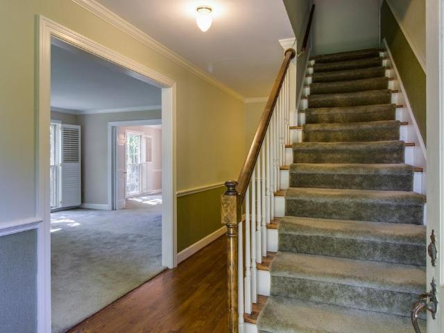 1501 Hillsboro Rd