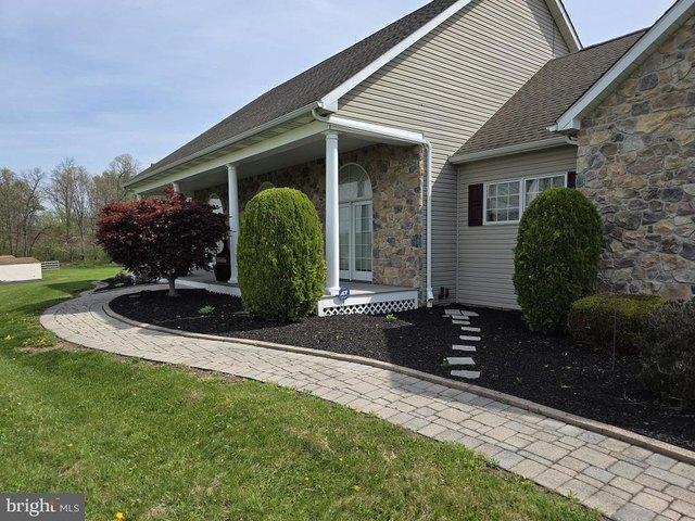 1501 Knoxlyn Orrtanna Rd, Orrtanna, PA 17353
