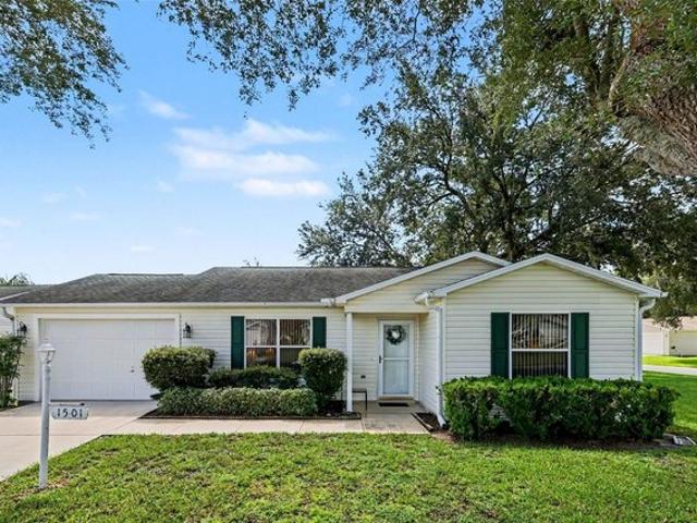 1501 Las Pacos Ct, The Villages, FL 32162