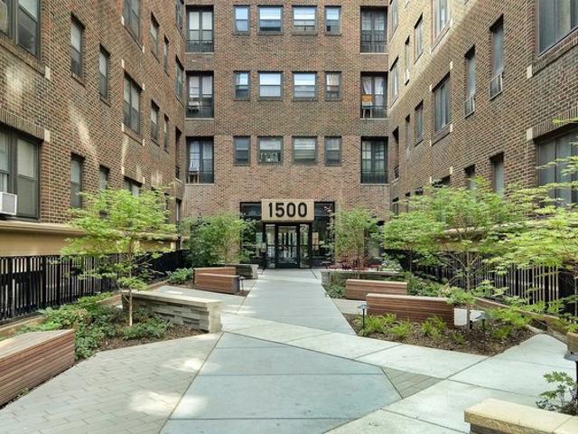 1501 Lasalle Ave, Minneapolis, MN 55403