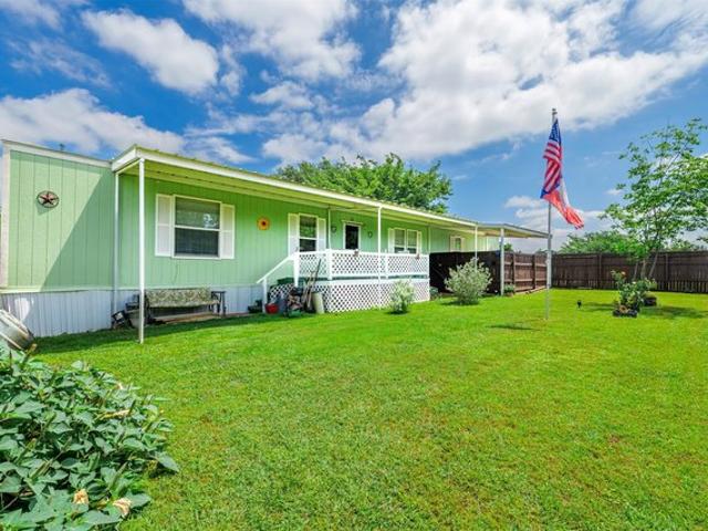 1501 Lark Ct, Pelican Bay, TX 76020