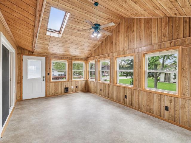1501 Locust Lane