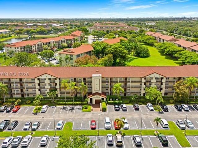 1501 SW 131st Way Unit 405P, Pembroke Pines, FL 33027