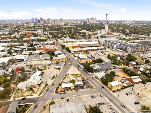 1501 S Flores St, San Antonio, TX 78204 | MLS #1926 | Compass