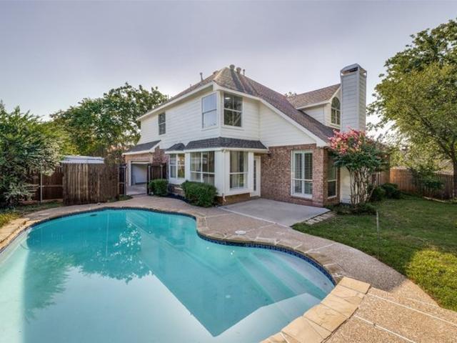 1501 Shadow Crest Dr, Corinth, TX 76210
