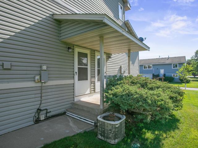 1501 th Lane NE