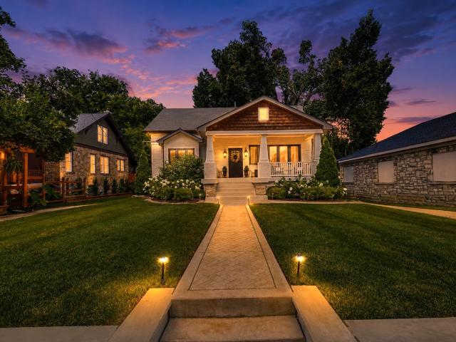 1501 Villa Pl