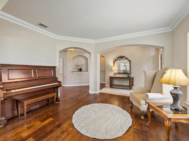 1501 Weathered Wood Lane