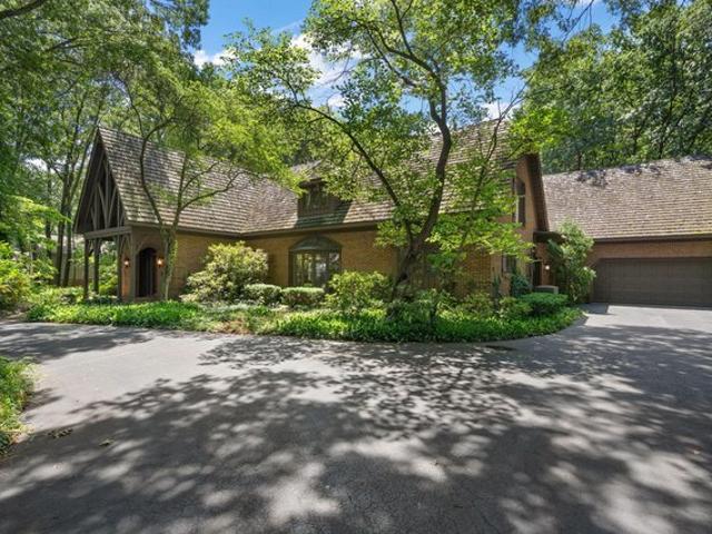 1501 Wilderness Dr, Schererville, IN 46375