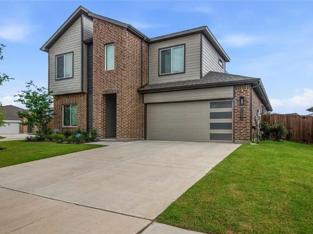 1501 Woodpecker Street
