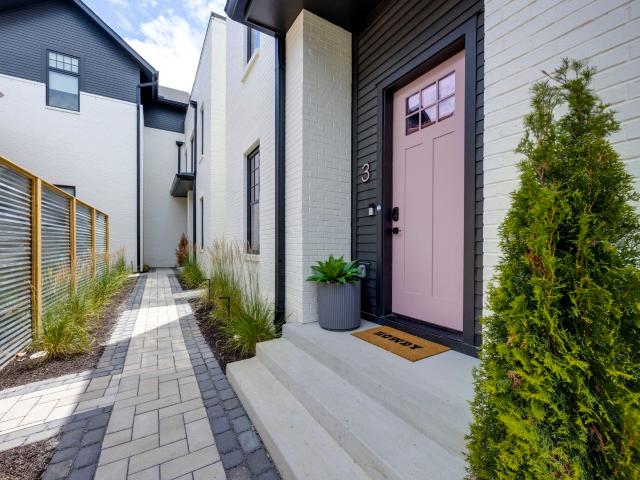 1501 16th Ave S # 3