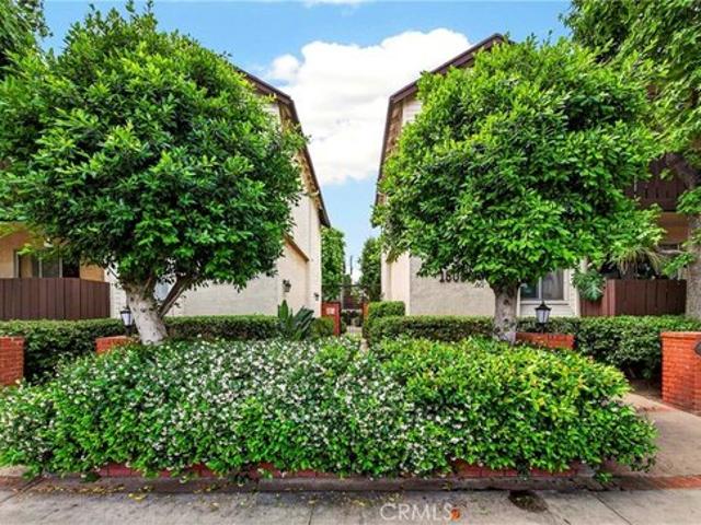 15020 Victory Blvd Unit 104, Van Nuys, CA 91411