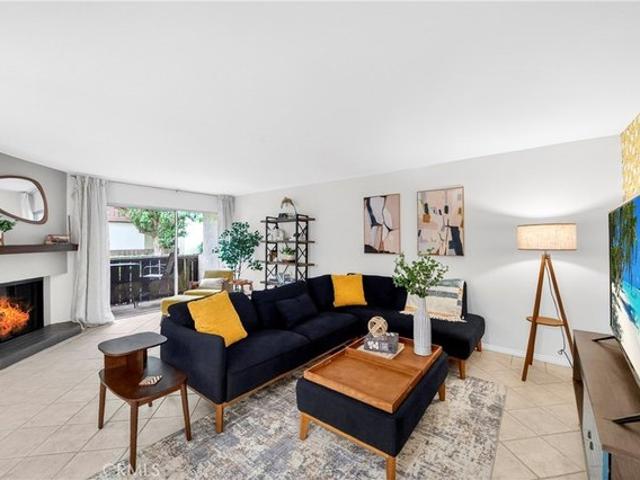15020 Victory Blvd Unit 104, Van Nuys, CA 91411
