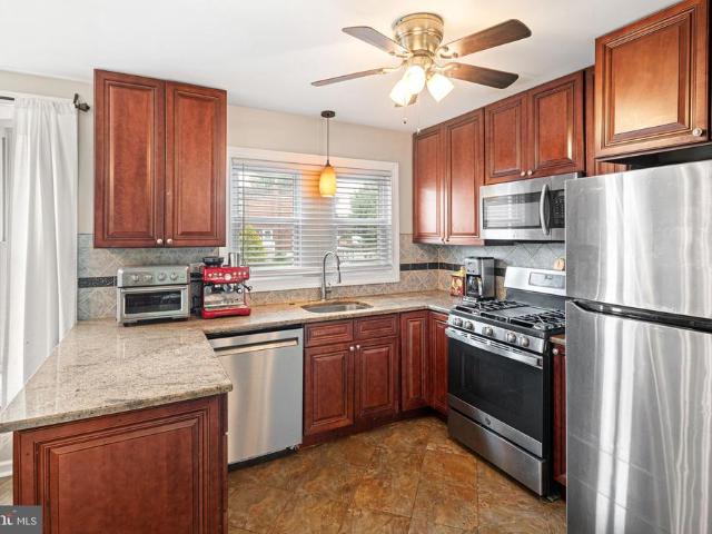 15022 London Road