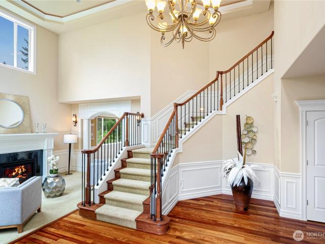 15025 SE 43rd St, Bellevue, WA 98006 | MLS #2406