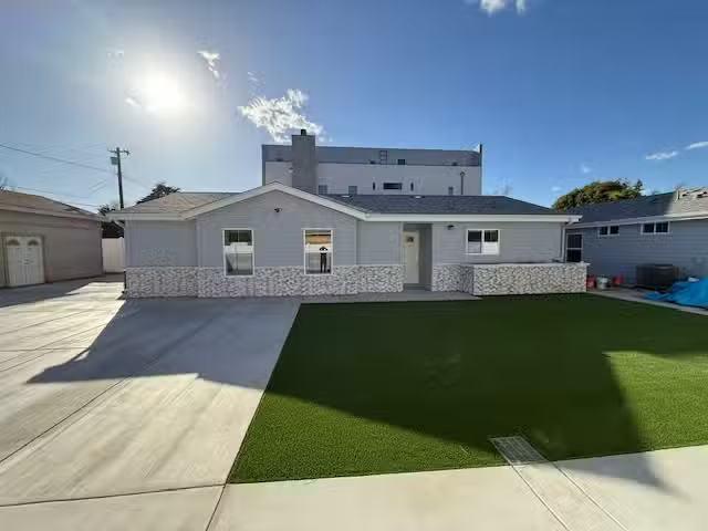15026 Vose St Houses in Los Angeles, CA