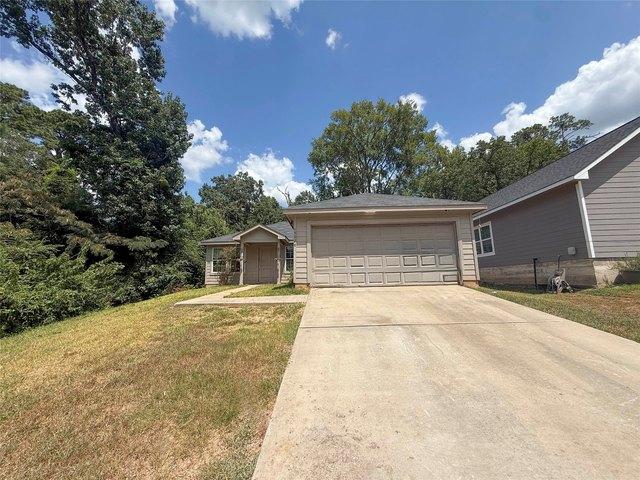 15028 Austin Rd, Willis, TX 77378