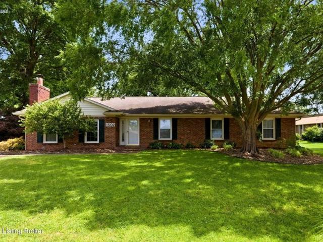 1502 McCarthy Ct, Louisville, KY 40222