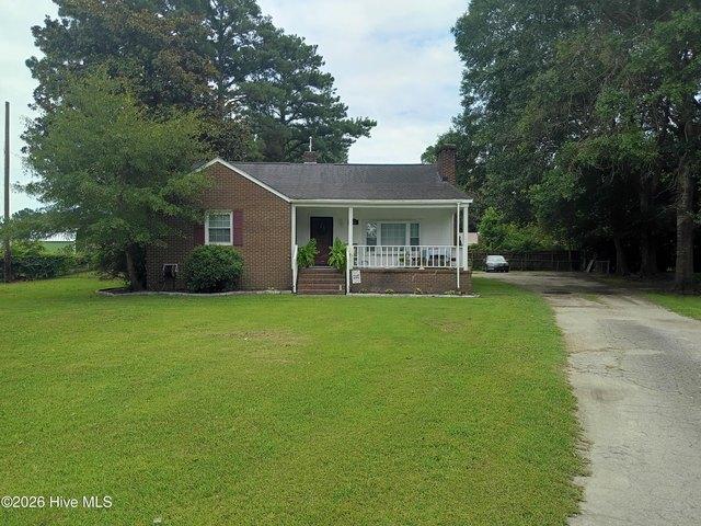 1502 N Hills Ct, New Bern, NC 28562