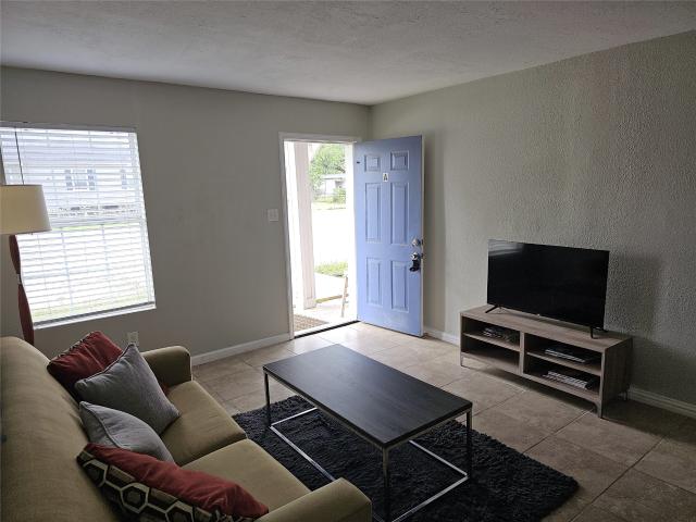 1502 Oleander Drive A