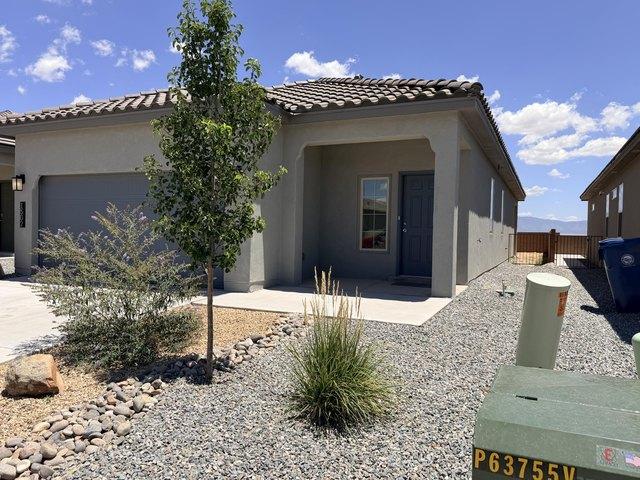1502 Calle Oeste NW, Los Lunas, NM 87031