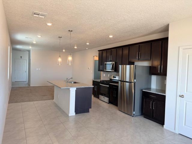 1502 Calle Oeste NW
