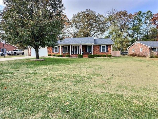 1502 Canterbury Dr, Murray, KY 42071