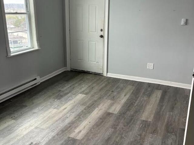 1502 Church 2nd flr Avenue
