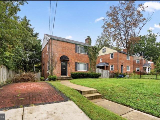 1502 Delmont Lane