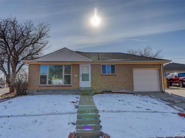 1502 E 110th Place