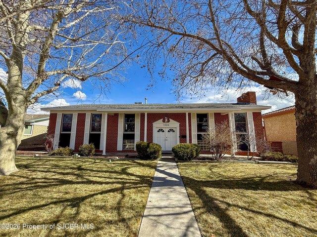 1502 Knudsen Ave, Farmington, NM 87401