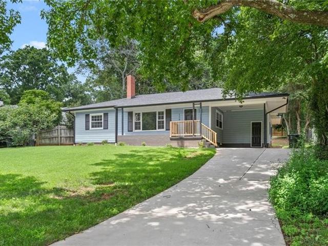 1502 Liberty Dr, Greensboro, NC 27408
