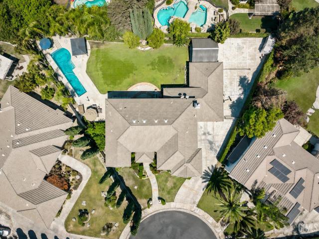 1502 Pembridge Court