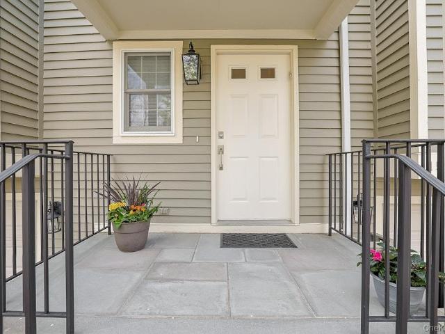 1502 Regent Dr, Mount Kisco, NY 10549 | MLS #987979 | Compass