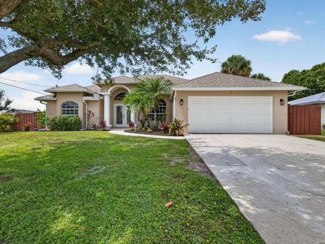 1502 SW Herder Rd, Port Saint Lucie, FL 34953