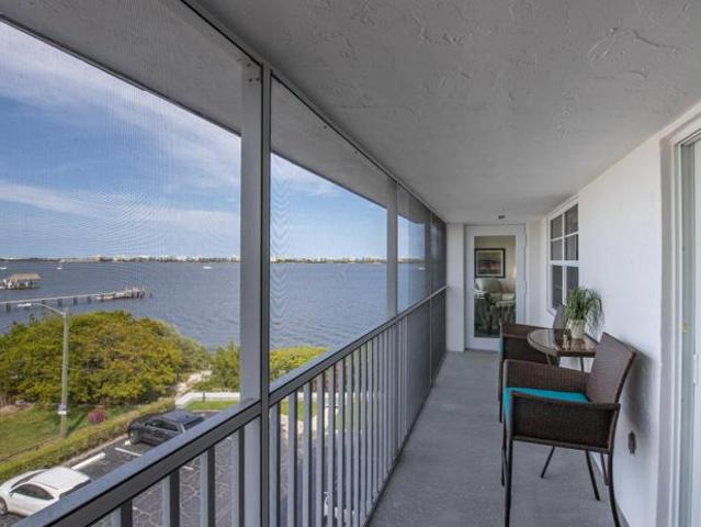 1502 S Lakeside Dr #414, Lake Worth Beach, FL 33460
