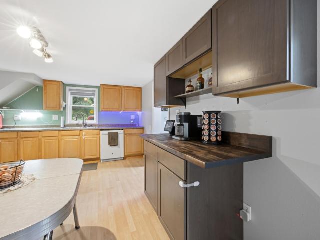 1502 2nd Avenue N