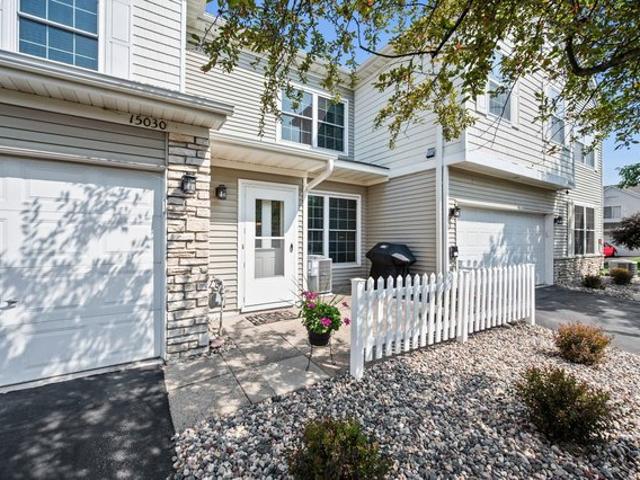 15030 Dunwood Trl, Apple Valley, MN 55124