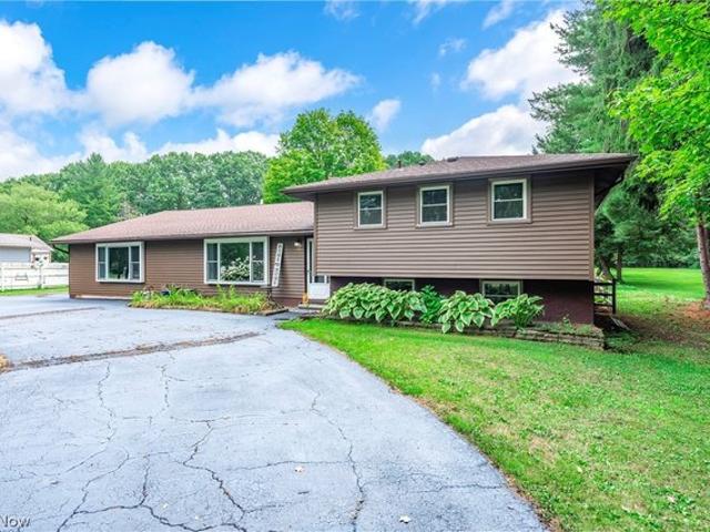 15038 Alexander Rd, Walton Hills, OH 44146