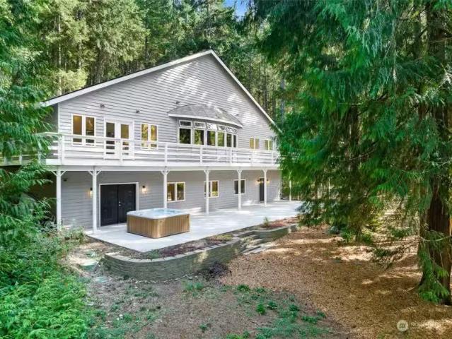 15039 NW MAPLE LN, SEABECK, WA 98380 Single Family Residence F.