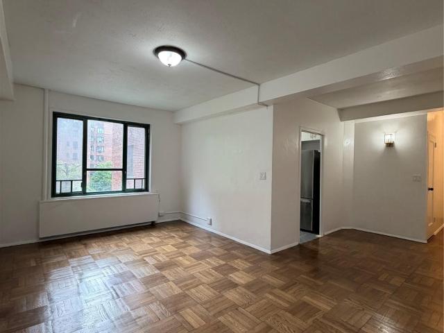 1503 Metropolitan 4F