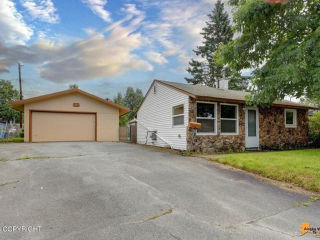 1503 Nunaka Dr, Anchorage, AK 99504