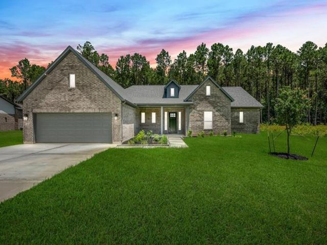 1503 Northern Dr, Dayton, TX 77535