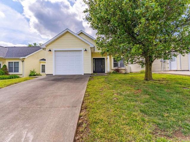 1503 Autumn Dr, Boonville, IN 47601
