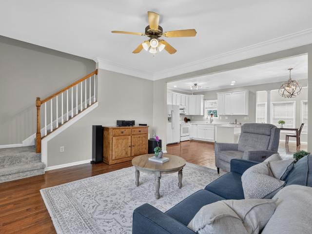 1503 Chapman Ln