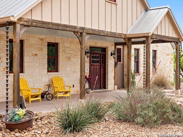 1503 Funf Kinder Rd